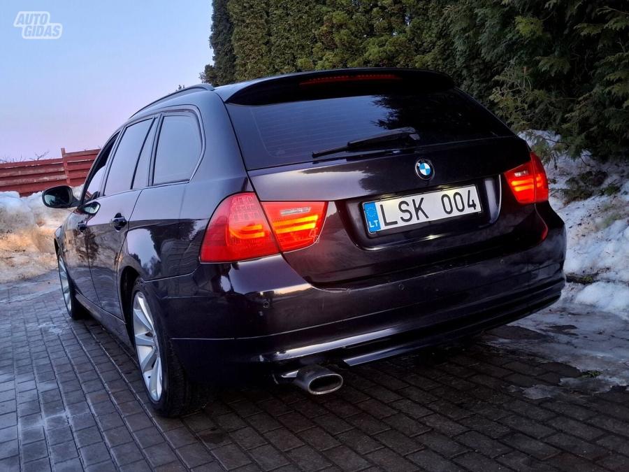 Black BMW 318 2010 in Telschi, with an engine capacity of 2.00 L and mileage of 417 thousand km for 3300 €, photo 8 on AUTOMOTO.COM.LV