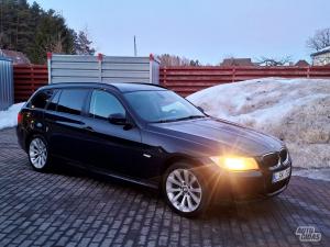 Black BMW 318 2010 in Telschi, with an engine capacity of 2.00 L and mileage of 417 thousand km for 3300 €, photo 12 on AUTOMOTO.COM.LV