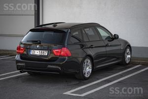 Black BMW 318 2010 in Riga, with an engine capacity of 2.00 L and mileage of 0 thousand km for 6950 €, photo 4 on AUTOMOTO.COM.LV