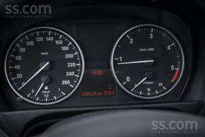 Black BMW 318 2010 in Riga, with an engine capacity of 2.00 L and mileage of 0 thousand km for 6950 €, photo 19 on AUTOMOTO.COM.LV