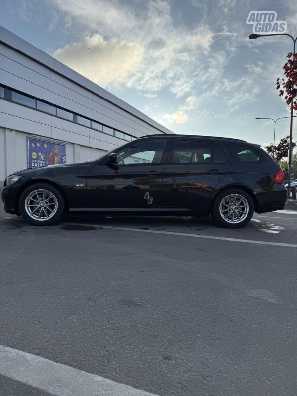Black BMW 318 2010 in Klaipeda, with an engine capacity of 2.00 L and mileage of 307 thousand km for 3900 €, photo 4 on AUTOMOTO.COM.LV