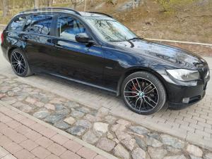 Черный БМВ 318 2010 в Бауска, объемом двигателя 2.00 л и пробегом 285 тыс. км за 4490 €, фото  на AUTOMOTO.COM.LV