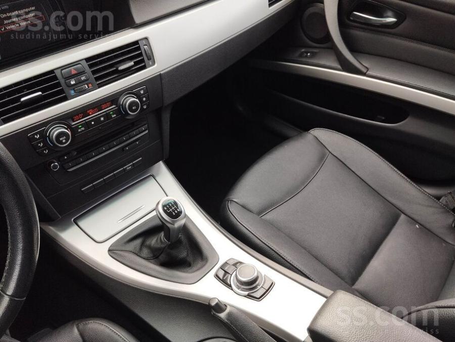 Melns BMW 318 2010 Bauska, ar dzinēja tilpumu 2.00 L un nobraukumu 285 tūkst. km par 4490 €, foto 22 vietnē AUTOMOTO.COM.LV