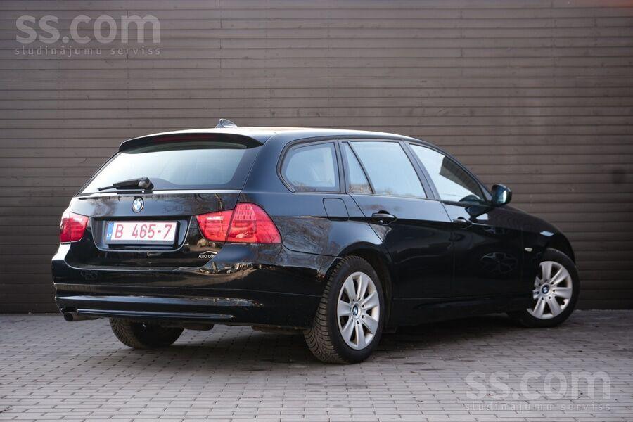 Black BMW 318 2010 in Riga, with an engine capacity of 2.00 L and mileage of 306 thousand km for 5390 €, photo 4 on AUTOMOTO.COM.LV