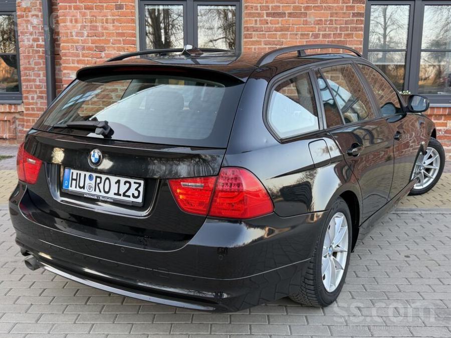 Melns BMW 318 2010 Rīga, ar dzinēja tilpumu 2.00 L un nobraukumu 293 tūkst. km par 5450 €, foto 5 vietnē AUTOMOTO.COM.LV