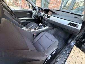 Melns BMW 318 2010 Rīga, ar dzinēja tilpumu 2.00 L un nobraukumu 293 tūkst. km par 5450 €, foto 14 vietnē AUTOMOTO.COM.LV