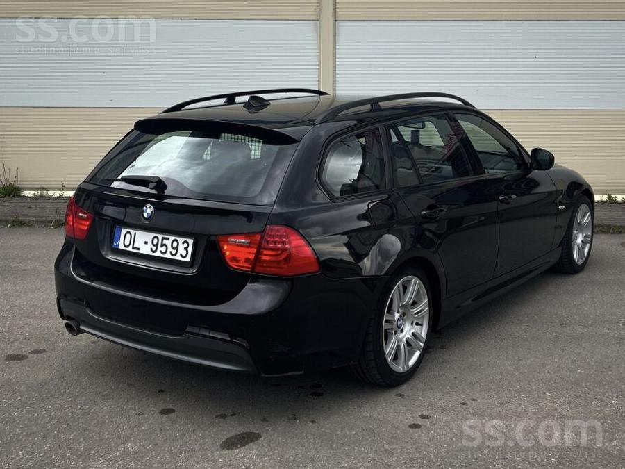 Black BMW 318 2010 in Tukums, with an engine capacity of 2.00 L and mileage of 376 thousand km for 6350 €, photo 5 on AUTOMOTO.COM.LV