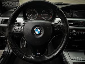 Black BMW 318 2010 in Tukums, with an engine capacity of 2.00 L and mileage of 376 thousand km for 6350 €, photo 14 on AUTOMOTO.COM.LV