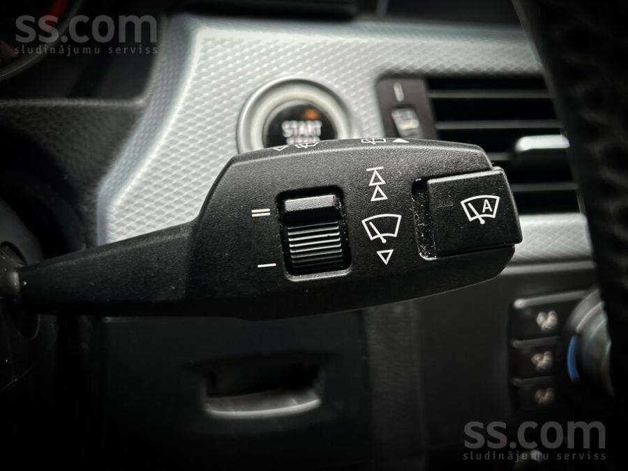 Black BMW 318 2010 in Tukums, with an engine capacity of 2.00 L and mileage of 376 thousand km for 6350 €, photo 15 on AUTOMOTO.COM.LV