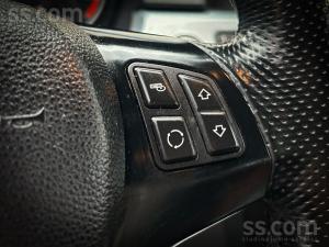 Black BMW 318 2010 in Tukums, with an engine capacity of 2.00 L and mileage of 376 thousand km for 6350 €, photo 18 on AUTOMOTO.COM.LV