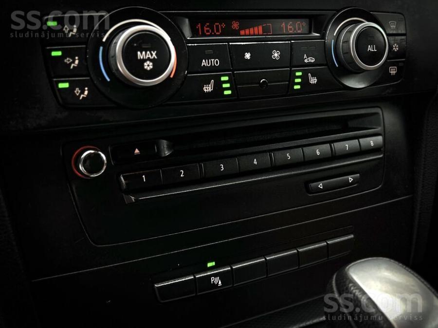 Black BMW 318 2010 in Tukums, with an engine capacity of 2.00 L and mileage of 376 thousand km for 6350 €, photo 20 on AUTOMOTO.COM.LV