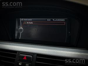 Black BMW 318 2010 in Tukums, with an engine capacity of 2.00 L and mileage of 376 thousand km for 6350 €, photo 27 on AUTOMOTO.COM.LV