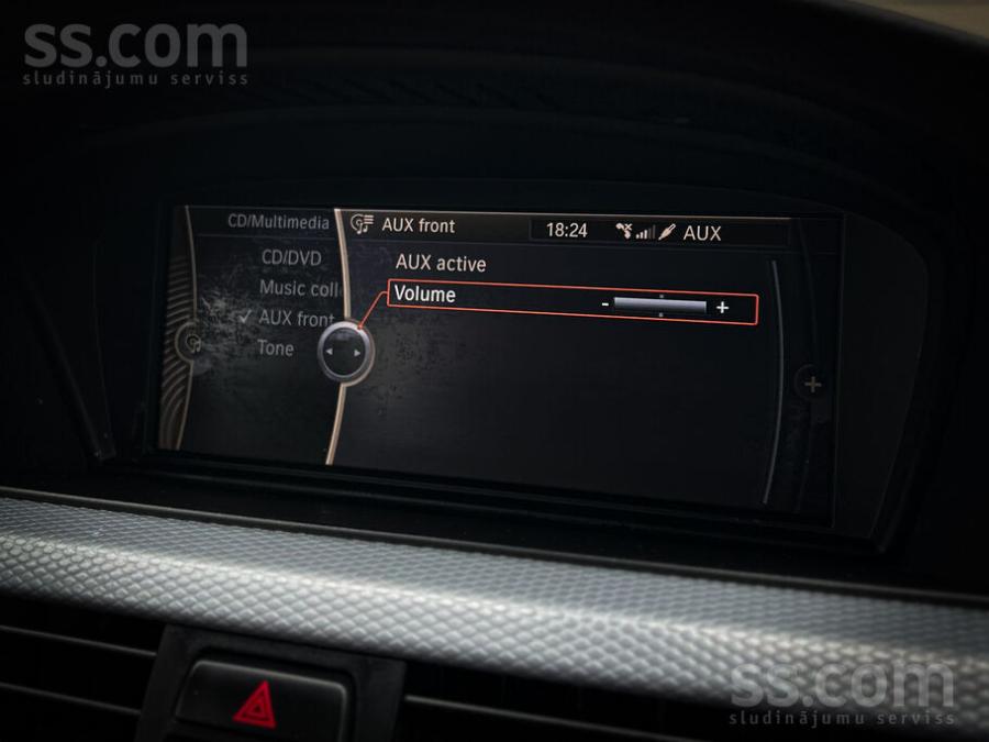 Black BMW 318 2010 in Tukums, with an engine capacity of 2.00 L and mileage of 376 thousand km for 6350 €, photo 29 on AUTOMOTO.COM.LV