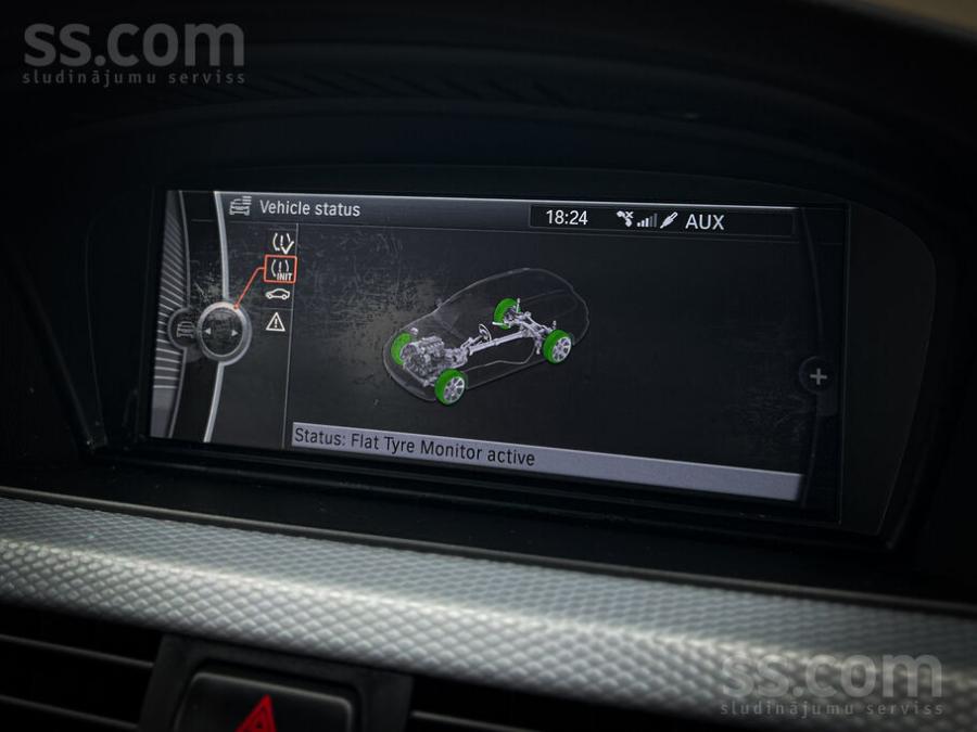 Black BMW 318 2010 in Tukums, with an engine capacity of 2.00 L and mileage of 376 thousand km for 6350 €, photo 30 on AUTOMOTO.COM.LV