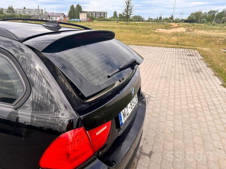 Черный БМВ 318 2010 в Балви, объемом двигателя 2.00 л и пробегом 347 тыс. км за 3300 €, фото 3 на AUTOMOTO.COM.LV
