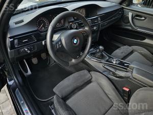 Черный БМВ 318 2010 в Елгава, объемом двигателя 2.00 л и пробегом 327 тыс. км за 5800 €, фото 20 на AUTOMOTO.COM.LV