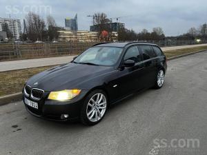 Black BMW 318 2010 in Riga, with an engine capacity of 2.00 L and mileage of 351 thousand km for 5500 €, photo  on AUTOMOTO.COM.LV