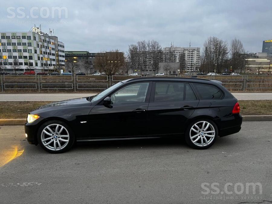 Melns BMW 318 2010 Rīga, ar dzinēja tilpumu 2.00 L un nobraukumu 351 tūkst. km par 5500 €, foto 3 vietnē AUTOMOTO.COM.LV