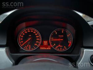 Melns BMW 318 2010 Rīga, ar dzinēja tilpumu 2.00 L un nobraukumu 351 tūkst. km par 5500 €, foto 11 vietnē AUTOMOTO.COM.LV