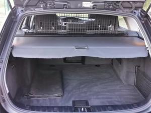 Black BMW 318 2010 in Kuldiga, with an engine capacity of 2.00 L and mileage of 290 thousand km for 5690 €, photo 22 on AUTOMOTO.COM.LV