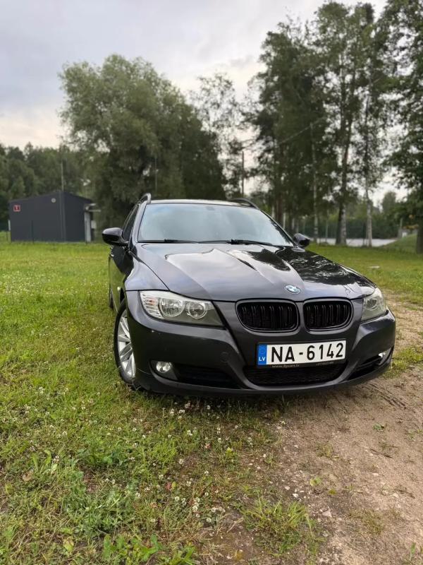 Melns BMW 318 2010 Rīga, ar dzinēja tilpumu 2.00 L un nobraukumu 303 tūkst. km par 3700 €, foto 2 vietnē AUTOMOTO.COM.LV