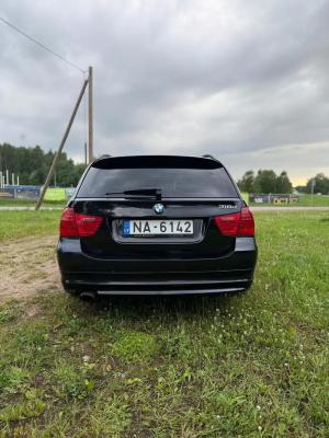 Melns BMW 318 2010 Rīga, ar dzinēja tilpumu 2.00 L un nobraukumu 303 tūkst. km par 3700 €, foto 8 vietnē AUTOMOTO.COM.LV