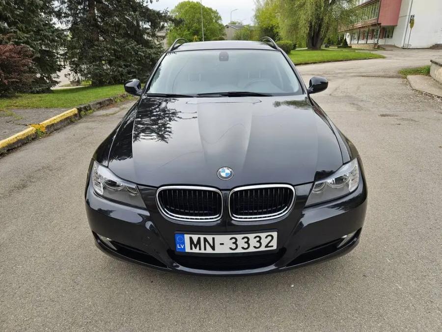 Melns BMW 318 2010 Jēkabpils, ar dzinēja tilpumu 2.00 L un nobraukumu 367 tūkst. km par 4490 €, foto 3 vietnē AUTOMOTO.COM.LV