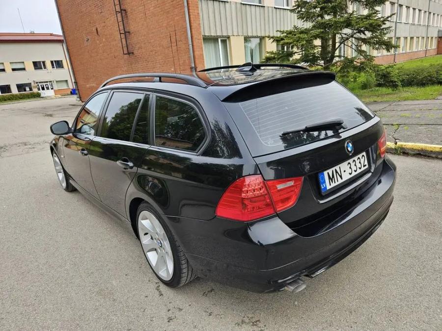 Melns BMW 318 2010 Jēkabpils, ar dzinēja tilpumu 2.00 L un nobraukumu 367 tūkst. km par 4490 €, foto 10 vietnē AUTOMOTO.COM.LV