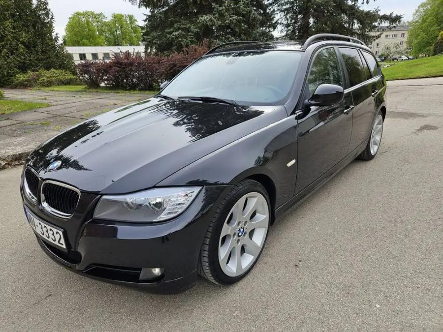 Melns BMW 318 2010 Jēkabpils, ar dzinēja tilpumu 2.00 L un nobraukumu 367 tūkst. km par 4490 €, foto 13 vietnē AUTOMOTO.COM.LV