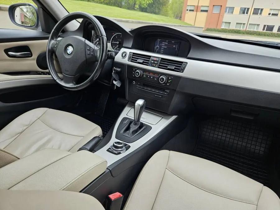 Melns BMW 318 2010 Jēkabpils, ar dzinēja tilpumu 2.00 L un nobraukumu 367 tūkst. km par 4490 €, foto 19 vietnē AUTOMOTO.COM.LV