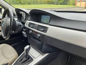 Melns BMW 318 2010 Jēkabpils, ar dzinēja tilpumu 2.00 L un nobraukumu 367 tūkst. km par 4490 €, foto 21 vietnē AUTOMOTO.COM.LV