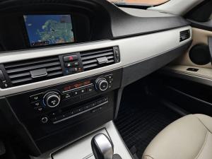 Melns BMW 318 2010 Jēkabpils, ar dzinēja tilpumu 2.00 L un nobraukumu 367 tūkst. km par 4490 €, foto 26 vietnē AUTOMOTO.COM.LV