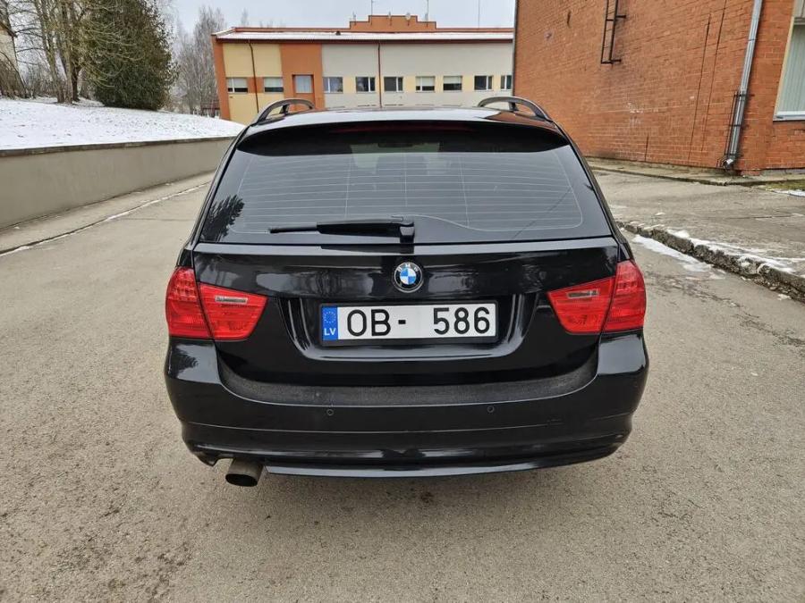 Melns BMW 318 2010 Jēkabpils, ar dzinēja tilpumu 2.00 L un nobraukumu 258 tūkst. km par 4590 €, foto 8 vietnē AUTOMOTO.COM.LV