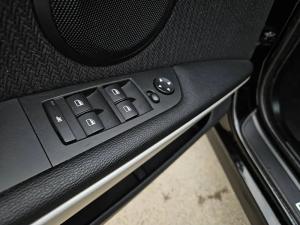 Melns BMW 318 2010 Jēkabpils, ar dzinēja tilpumu 2.00 L un nobraukumu 258 tūkst. km par 4590 €, foto 14 vietnē AUTOMOTO.COM.LV