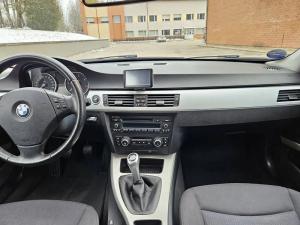Melns BMW 318 2010 Jēkabpils, ar dzinēja tilpumu 2.00 L un nobraukumu 258 tūkst. km par 4590 €, foto 19 vietnē AUTOMOTO.COM.LV