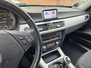 Melns BMW 318 2010 Jēkabpils, ar dzinēja tilpumu 2.00 L un nobraukumu 258 tūkst. km par 4590 €, foto 25 vietnē AUTOMOTO.COM.LV