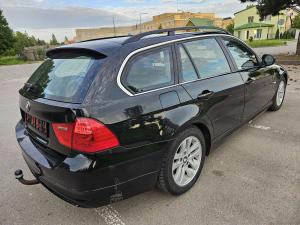 Black BMW 318 2010 in Pasvalys, with an engine capacity of 2.00 L and mileage of 260 thousand km for 3350 €, photo 6 on AUTOMOTO.COM.LV