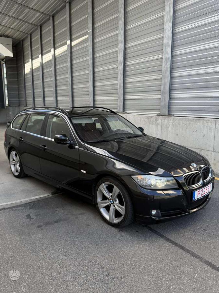 Black BMW 318 2010 in Vilnius, with an engine capacity of 2.00 L and mileage of 320 thousand km for 4250 €, photo 1 on AUTOMOTO.COM.LV