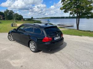 Black BMW 318 2010 in Balvi, with an engine capacity of 2.00 L and mileage of 351 thousand km for 2500 €, photo 4 on AUTOMOTO.COM.LV