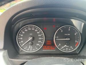 Black BMW 318 2010 in Balvi, with an engine capacity of 2.00 L and mileage of 351 thousand km for 2500 €, photo 7 on AUTOMOTO.COM.LV