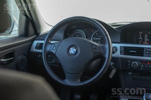 Черный БМВ 318 2010 в Лиепая, объемом двигателя 2.00 л и пробегом 264 тыс. км за 5300 €, фото 16 на AUTOMOTO.COM.LV