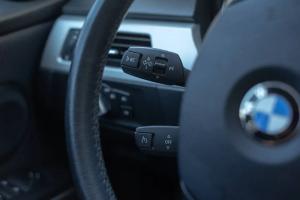 Melns BMW 318 2010 Liepāja, ar dzinēja tilpumu 2.00 L un nobraukumu 264 tūkst. km par 5300 €, foto 25 vietnē AUTOMOTO.COM.LV