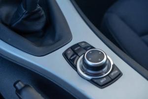 Melns BMW 318 2010 Liepāja, ar dzinēja tilpumu 2.00 L un nobraukumu 264 tūkst. km par 5300 €, foto 27 vietnē AUTOMOTO.COM.LV
