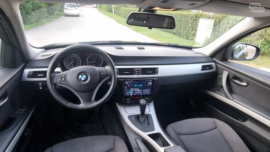 Black BMW 318 2010 in Kaunas, with an engine capacity of 2.00 L and mileage of 336 thousand km for 2650 €, photo 7 on AUTOMOTO.COM.LV