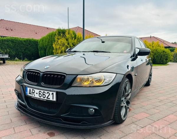 Melns BMW 318 2010 Rīga, ar dzinēja tilpumu 2.00 L un nobraukumu 333 tūkst. km par 6750 €, foto 1 vietnē AUTOMOTO.COM.LV