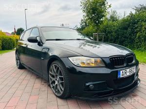 Melns BMW 318 2010 Rīga, ar dzinēja tilpumu 2.00 L un nobraukumu 333 tūkst. km par 6750 €, foto 4 vietnē AUTOMOTO.COM.LV