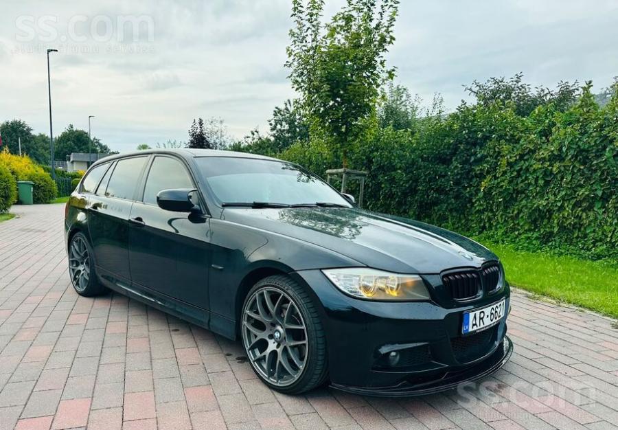 Melns BMW 318 2010 Rīga, ar dzinēja tilpumu 2.00 L un nobraukumu 333 tūkst. km par 6750 €, foto 6 vietnē AUTOMOTO.COM.LV