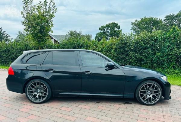 Melns BMW 318 2010 Rīga, ar dzinēja tilpumu 2.00 L un nobraukumu 333 tūkst. km par 6750 €, foto 7 vietnē AUTOMOTO.COM.LV