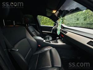 Melns BMW 318 2010 Rīga, ar dzinēja tilpumu 2.00 L un nobraukumu 333 tūkst. km par 6750 €, foto 16 vietnē AUTOMOTO.COM.LV