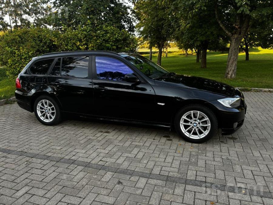 Melns BMW 318 2010 Rīga, ar dzinēja tilpumu 2.00 L un nobraukumu 340 tūkst. km par 4390 €, foto 1 vietnē AUTOMOTO.COM.LV